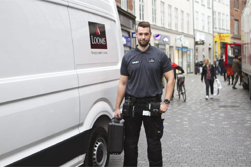 Loomis – Managing cash in society | Loomis